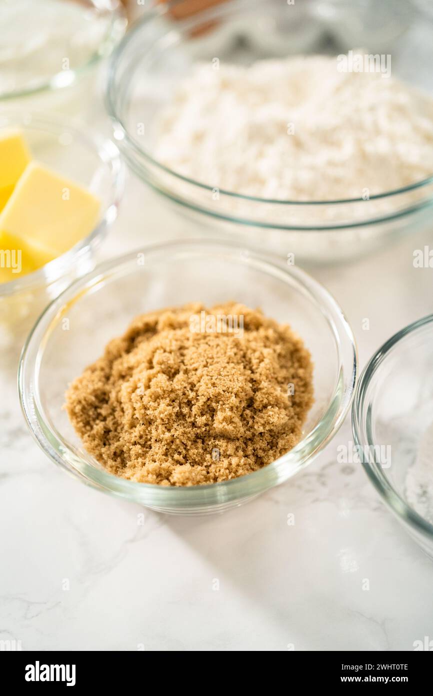 Gingerbread mixing hi-res stock photography and images - Alamy