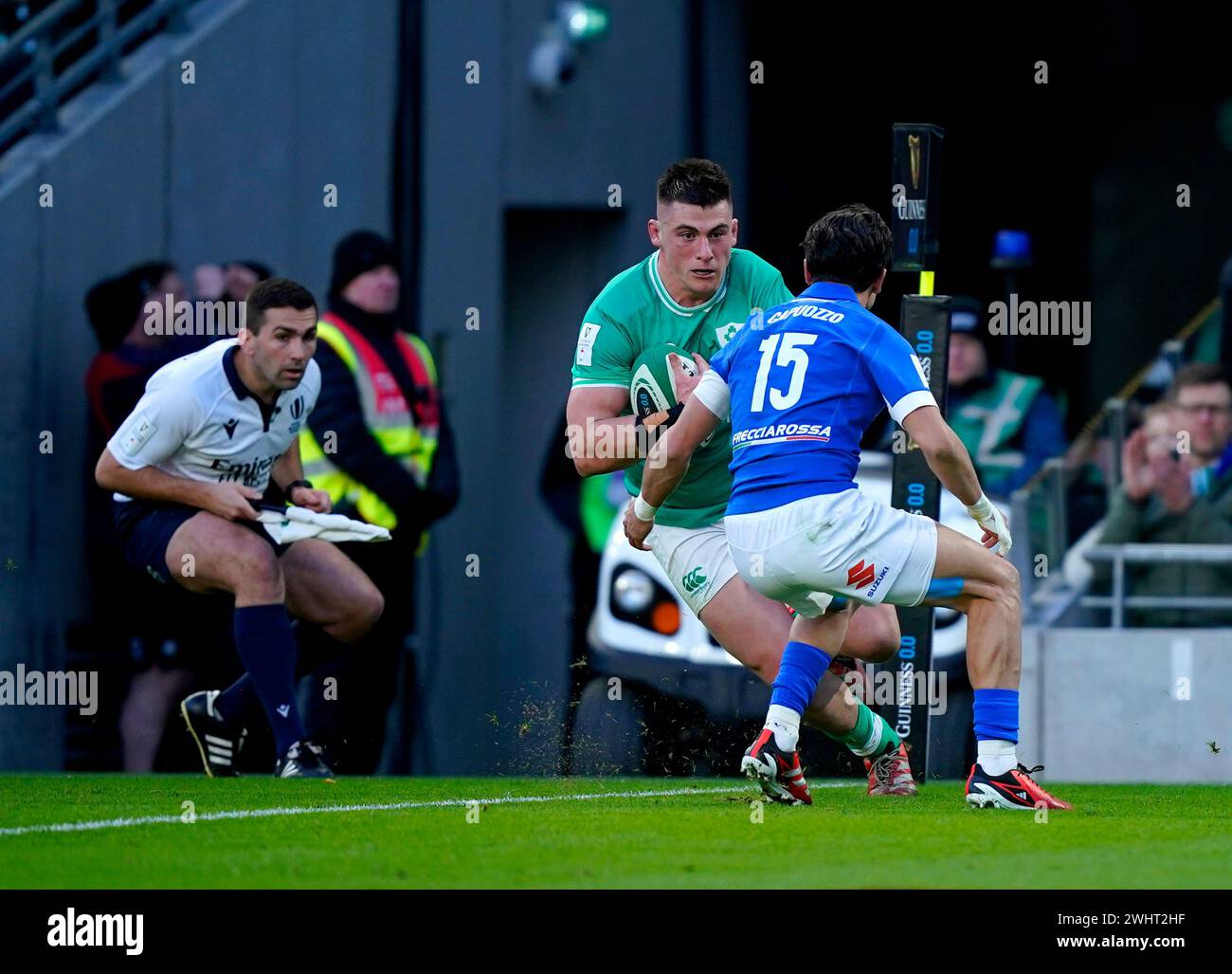 Italy's Ange Capuozzo fails to stop Ireland's Dan Sheehan from going ...