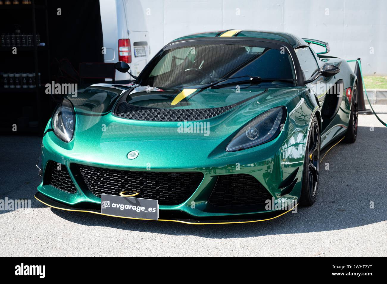 Front view of a spectacular British green Lotus Exige Stock Photo - Alamy