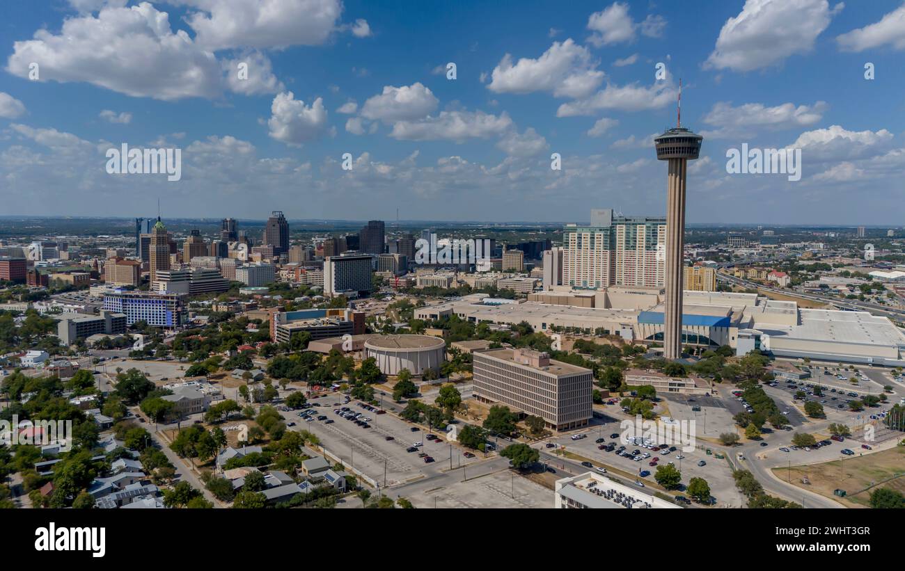 Alamodome aerial hi-res stock photography and images - Alamy