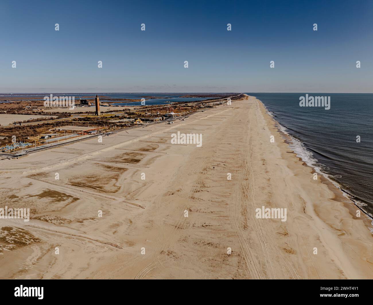 An aerial view of the Jones Beach water tower on a sunny day in winter ...
