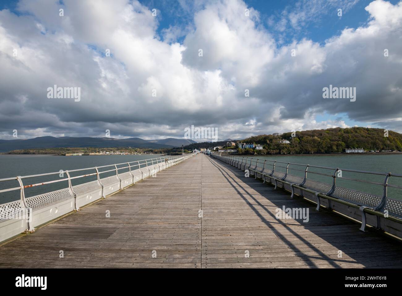 Garth Pier, Bangor, North Wales. A long historic pier overlooking the ...
