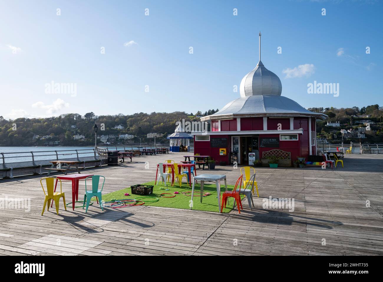 Old Pier Cafe Hi Res Stock Photography And Images Alamy