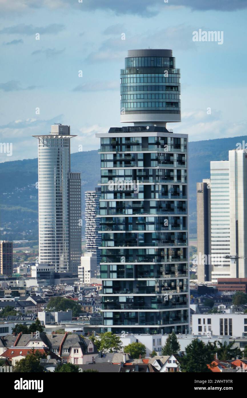 Frankfurt Main skyline with bank towers and Henninger tower Stock Photo ...