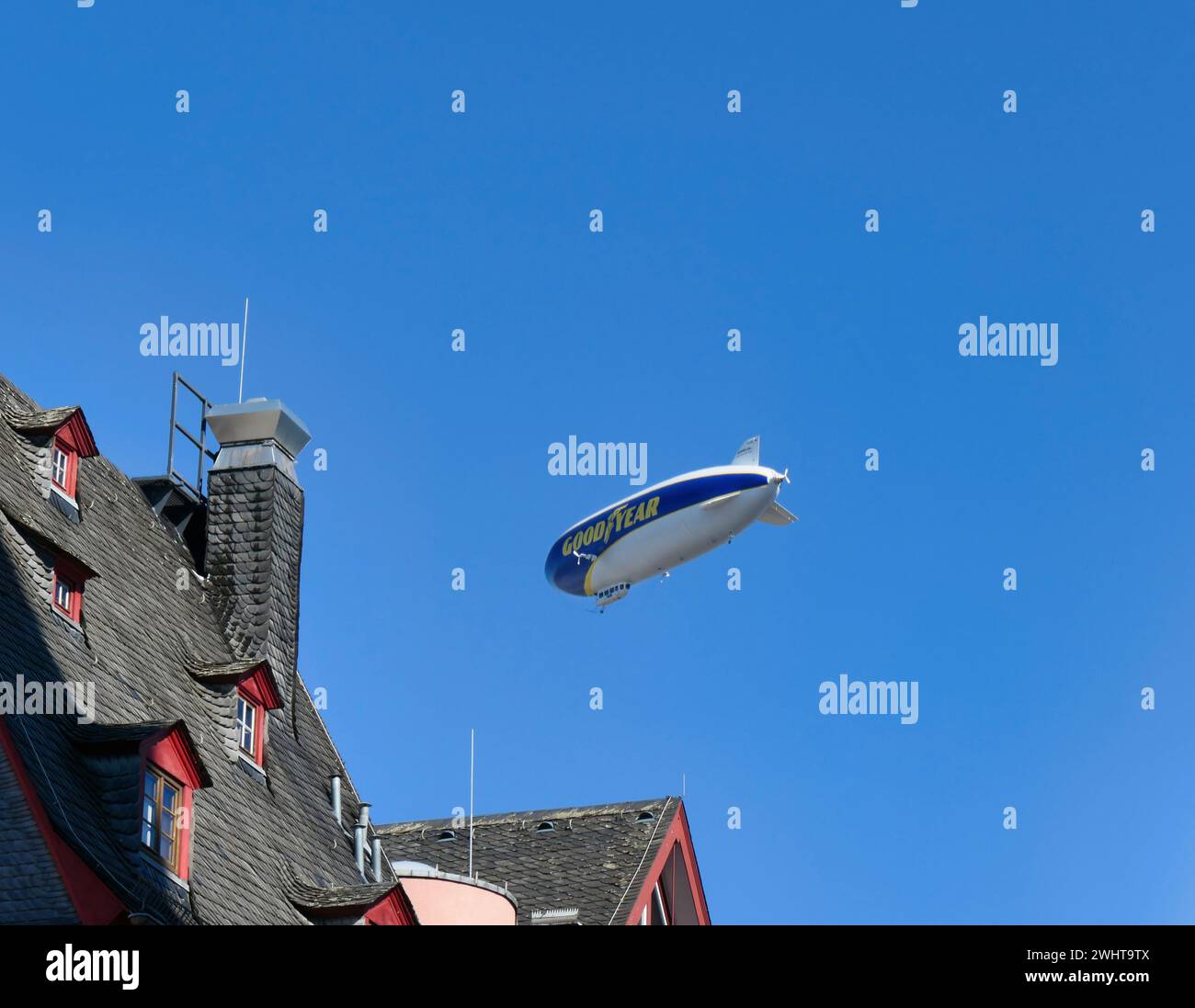 Zeppelin in the sky Stock Photo - Alamy