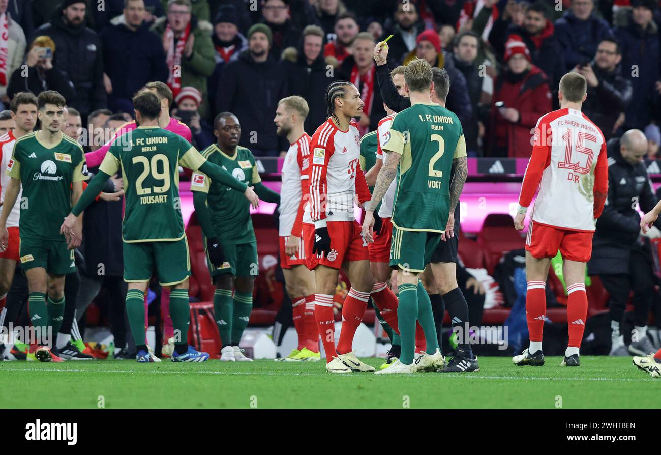 Season 2023 24 red card hi-res stock photography and images - Alamy