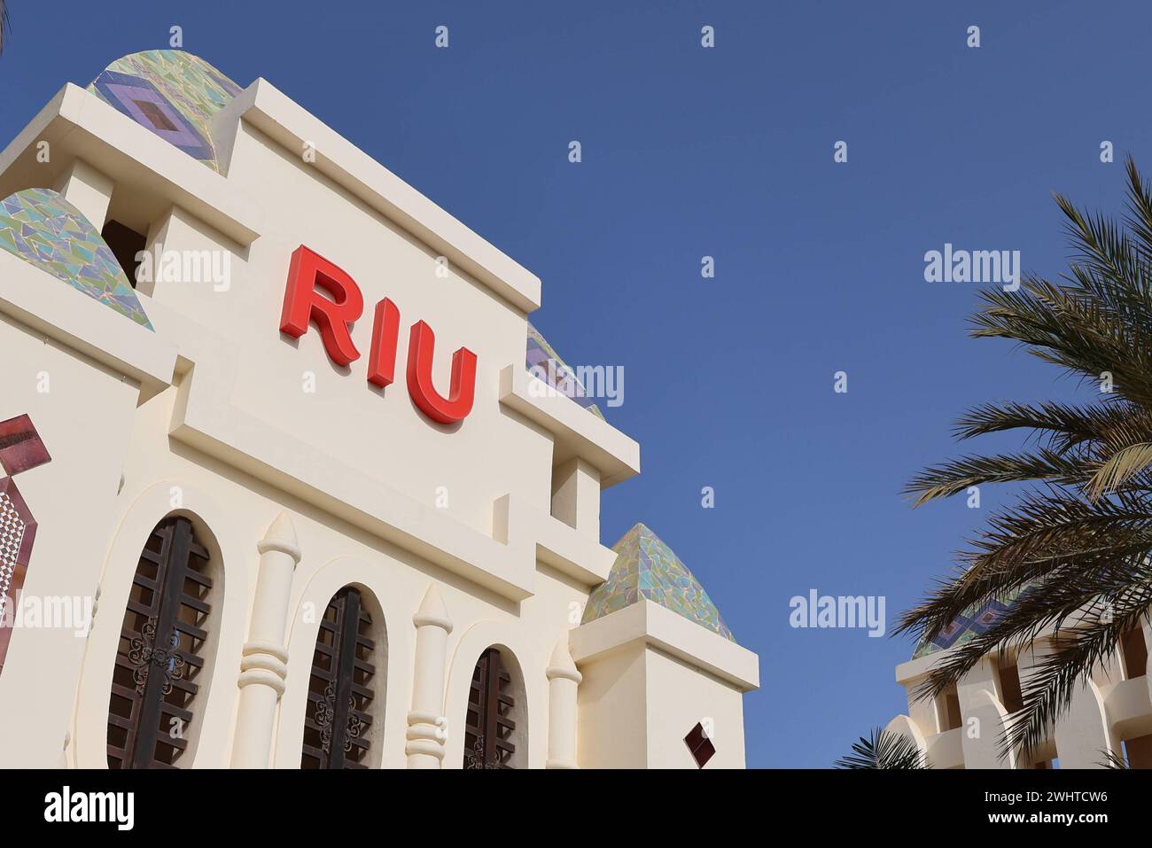 Riu logo hi-res stock photography and images - Alamy
