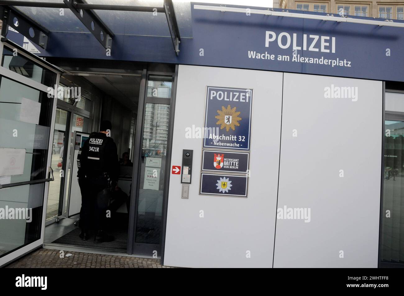 Bundesberlin hi-res stock photography and images - Alamy