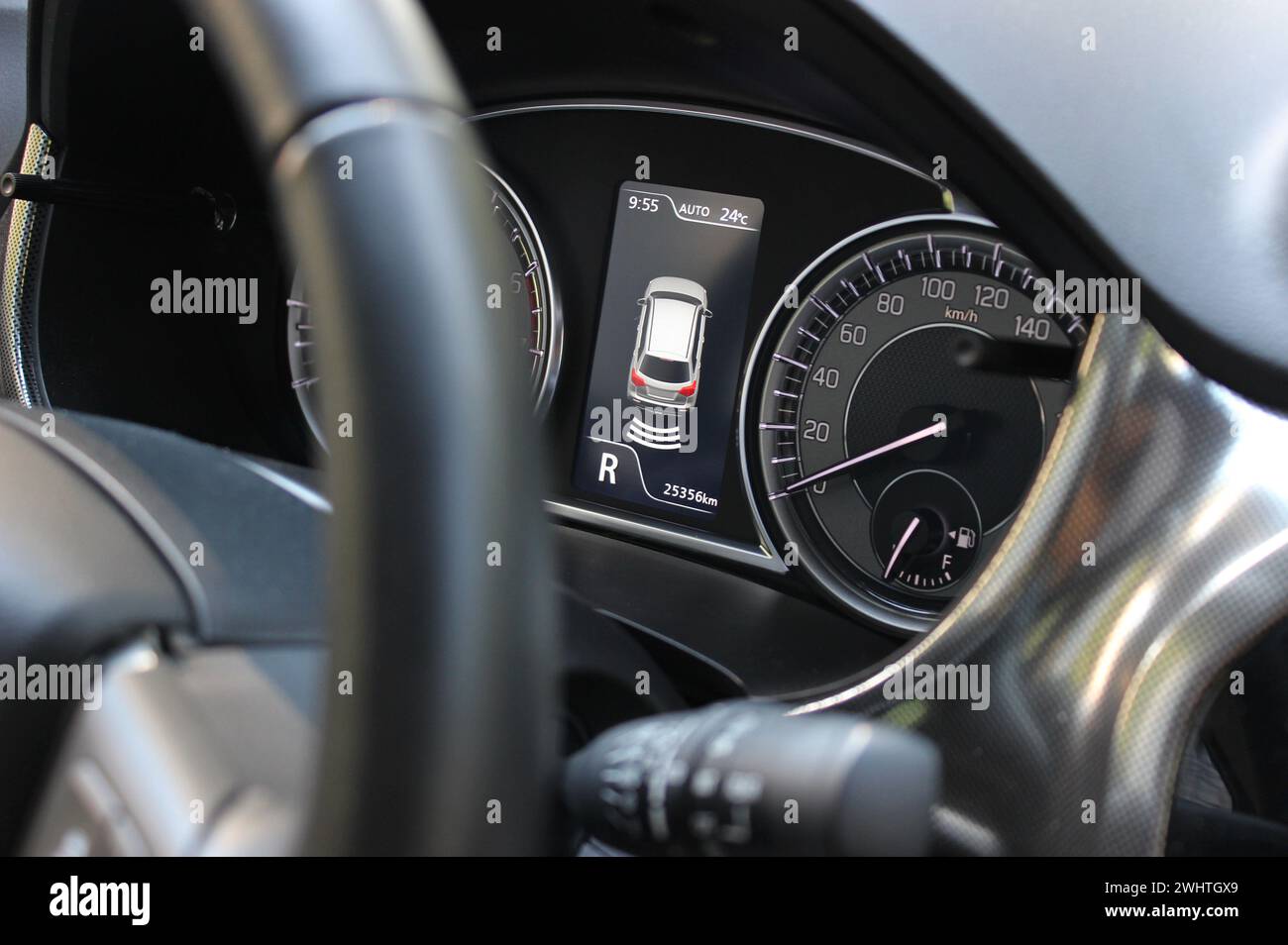 Angle view of the reverse gear indicator and parking sensors on the ...