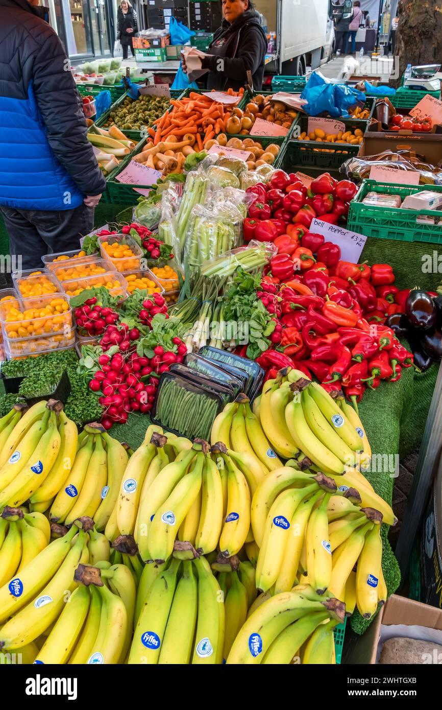 Fruit salad stall hi-res stock photography and images - Alamy