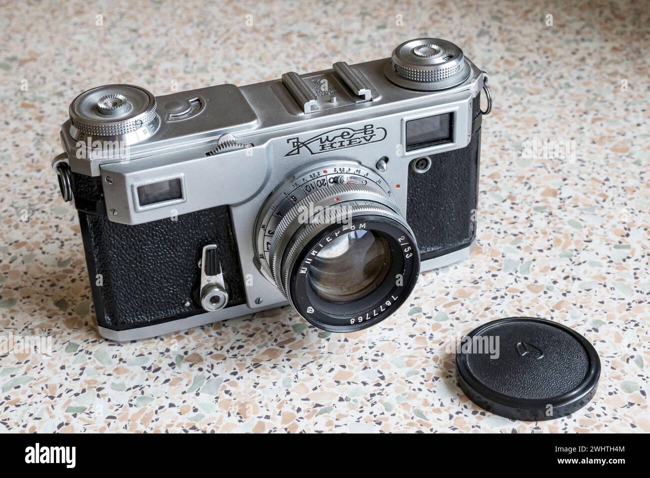 Kiev 4a type 2 rangefinder camera with lens cap hi-res stock ...