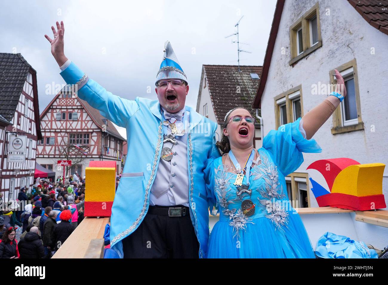 Prinz Marco I. und Prinzessin Julia I. auf dem Prinzenwagen ...
