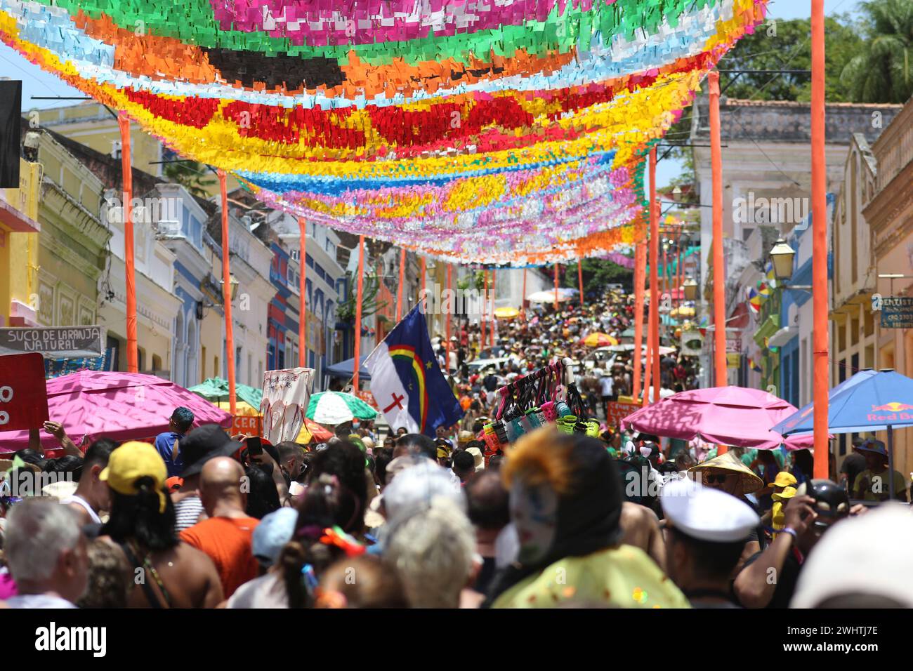 PE - OLINDA - 02/11/2024 - OLINDA, CARNIVAL 2024 - Revelers during ...