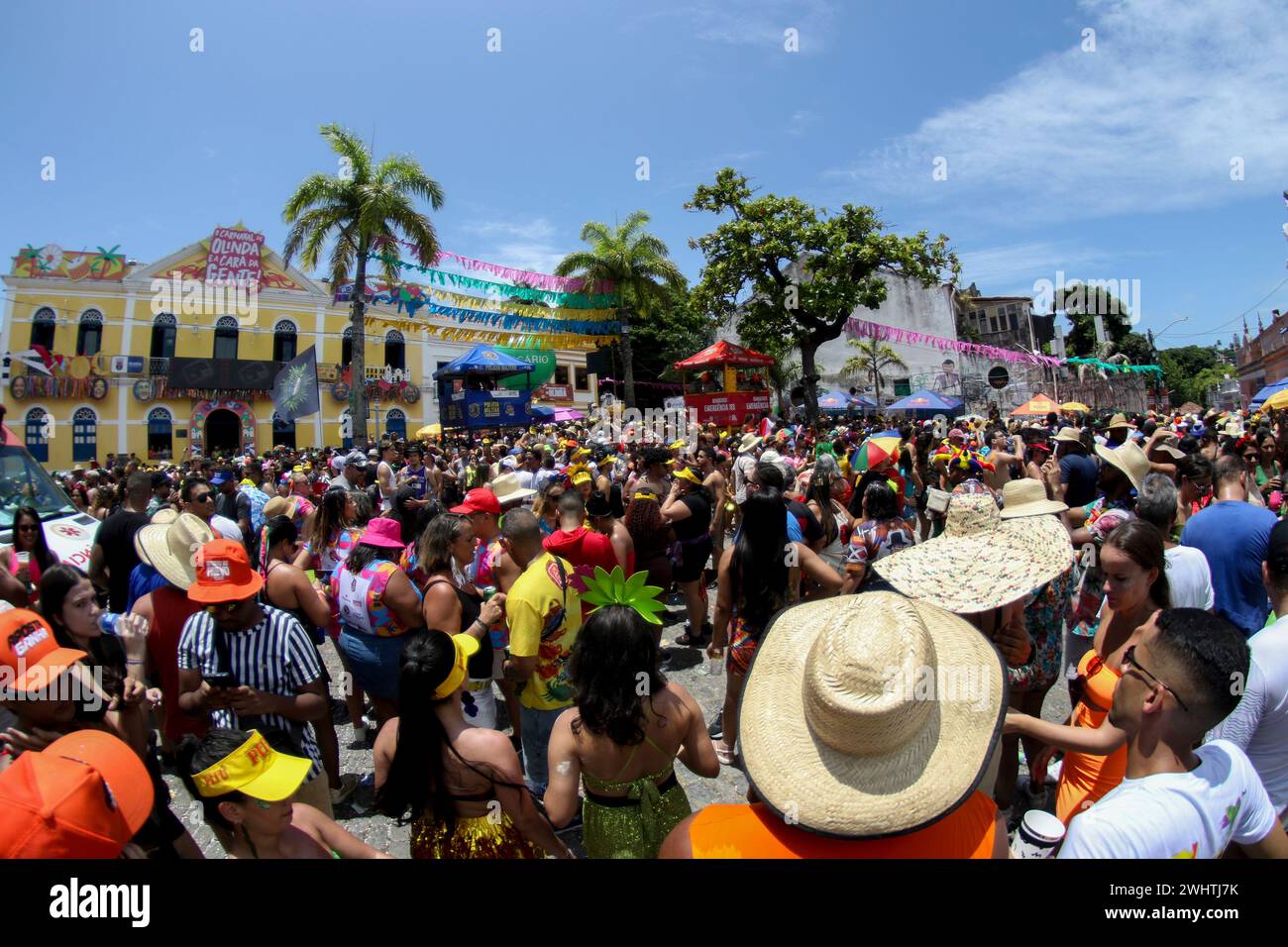 PE - OLINDA - 02/11/2024 - OLINDA, CARNIVAL 2024 - Revelers during ...