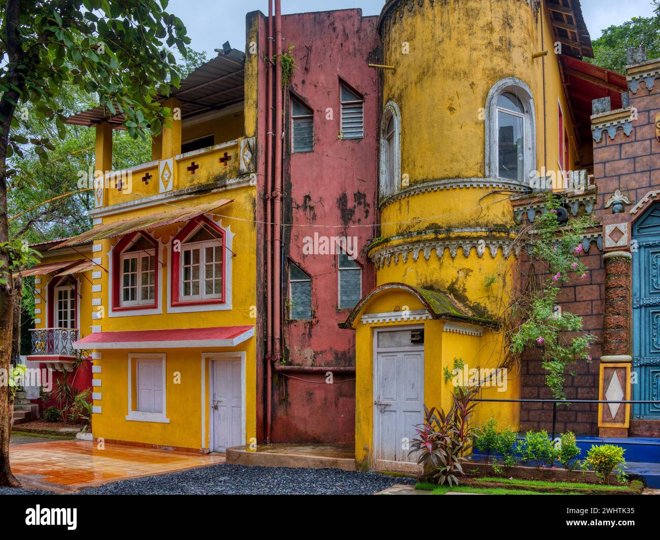 Big foot museum goa hi-res stock photography and images - Alamy
