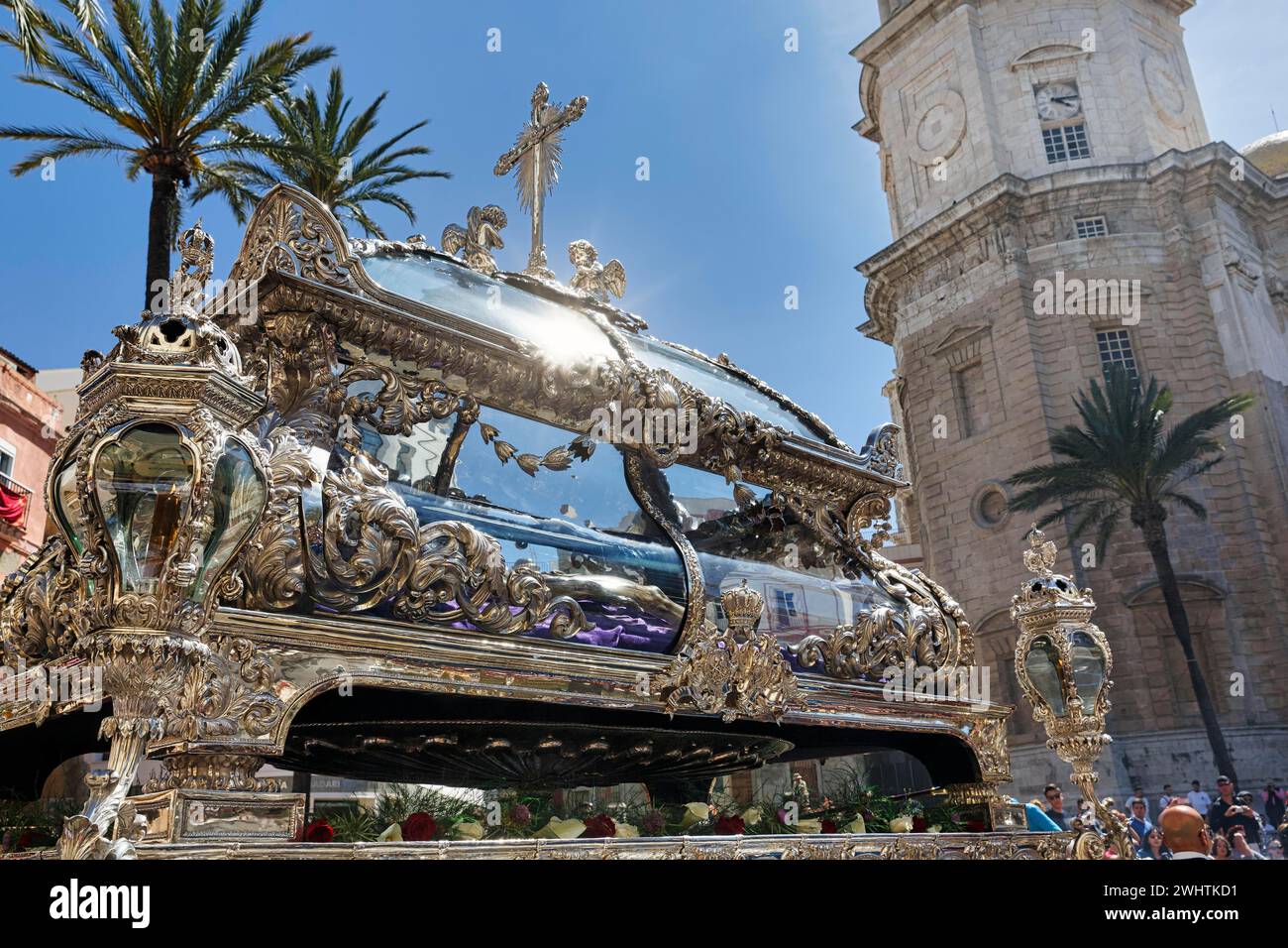 Semana Santa, procession, magnificent glass coffin, celebrations in ...
