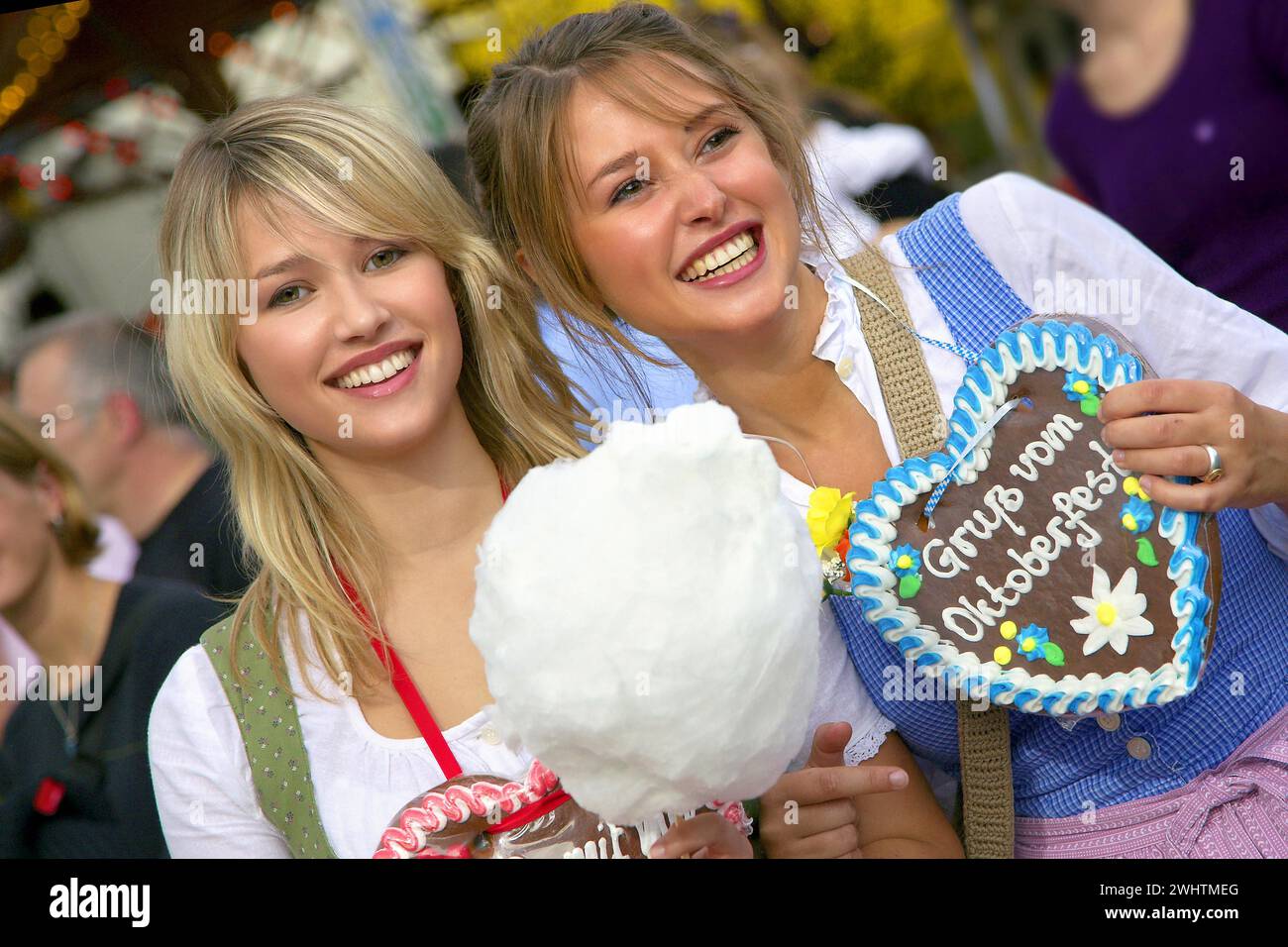 Oktoberfest girls hi-res stock photography and images - Alamy
