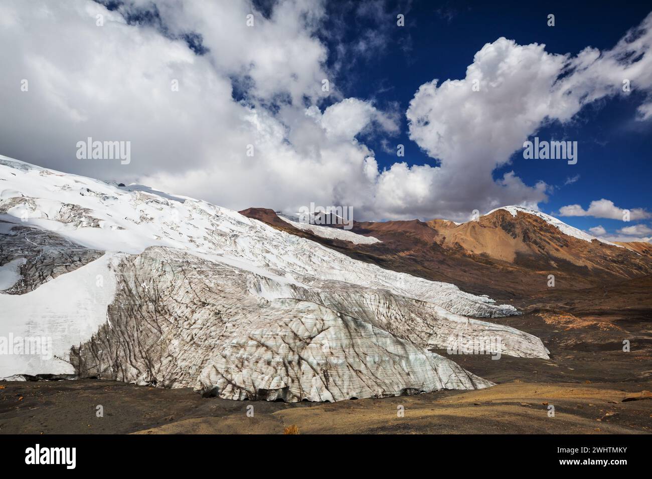Hiking in the fantastic landscape of the Peruvian high mountain Andes ...