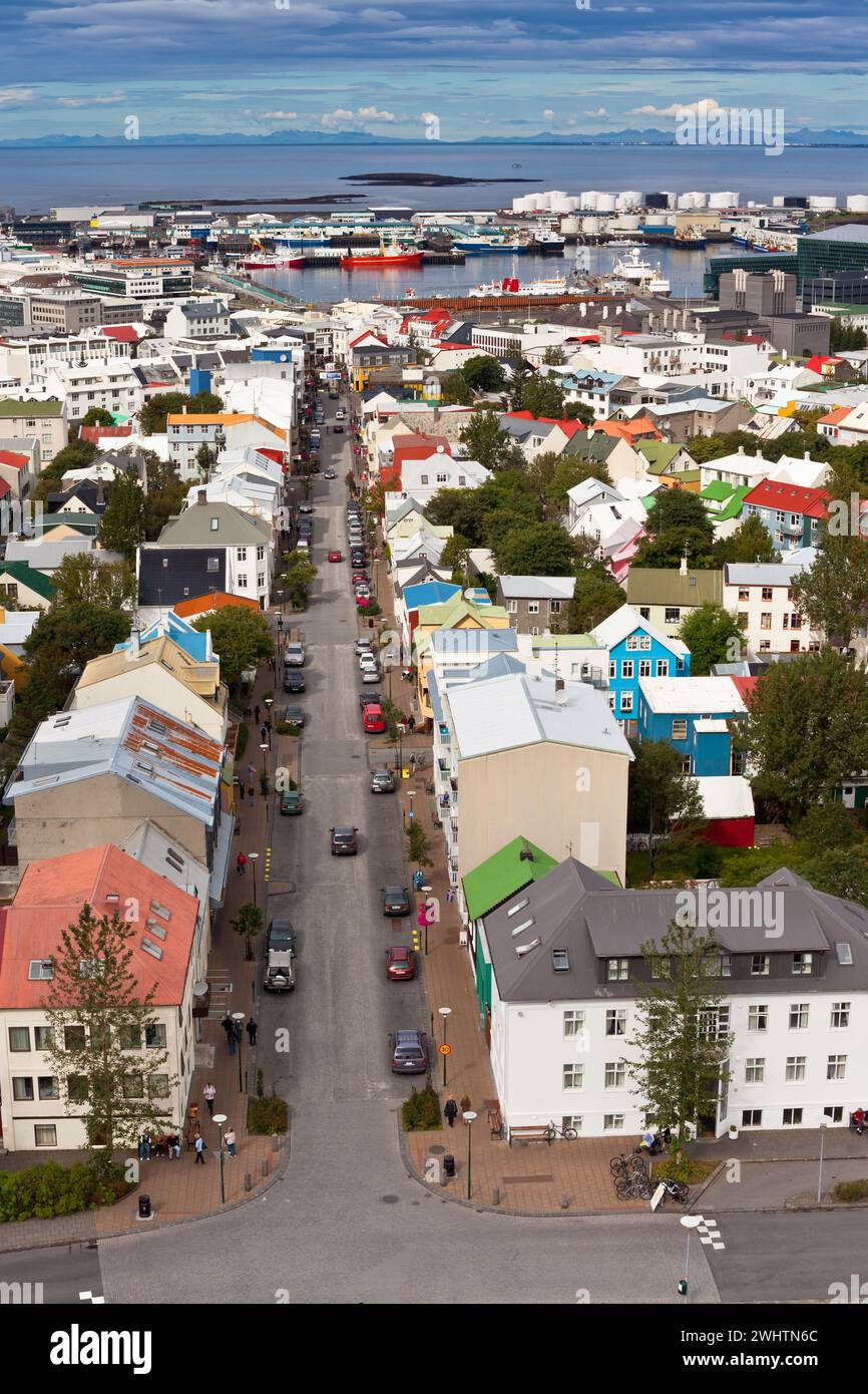 Reykjavik high street hi-res stock photography and images - Alamy