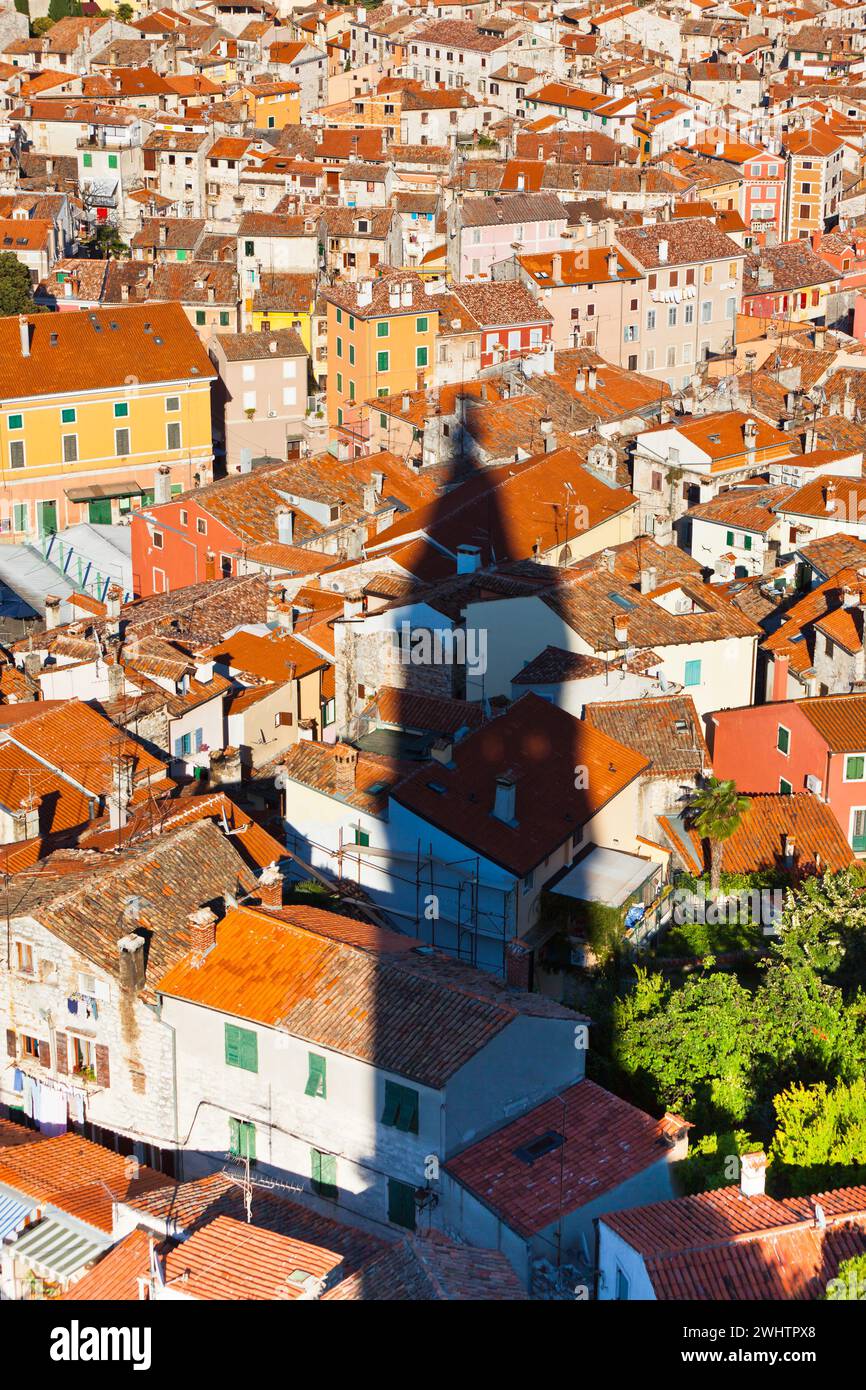 Shadow view hi-res stock photography and images - Alamy