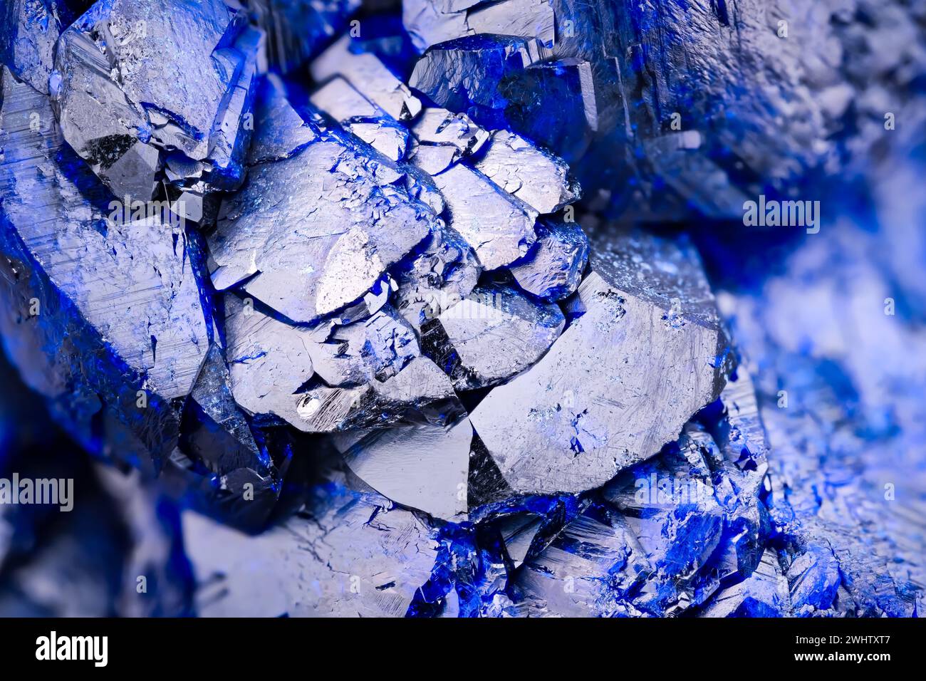 azurite crystal macro photography. From Milpillas Mine, Municipio de ...