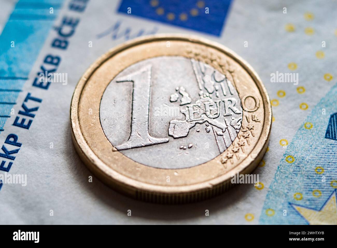 20 euro banknote macro hi-res stock photography and images - Alamy