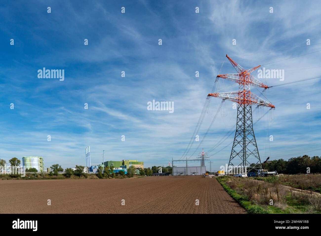 Assembly of a high-voltage pylon Stock Photo - Alamy