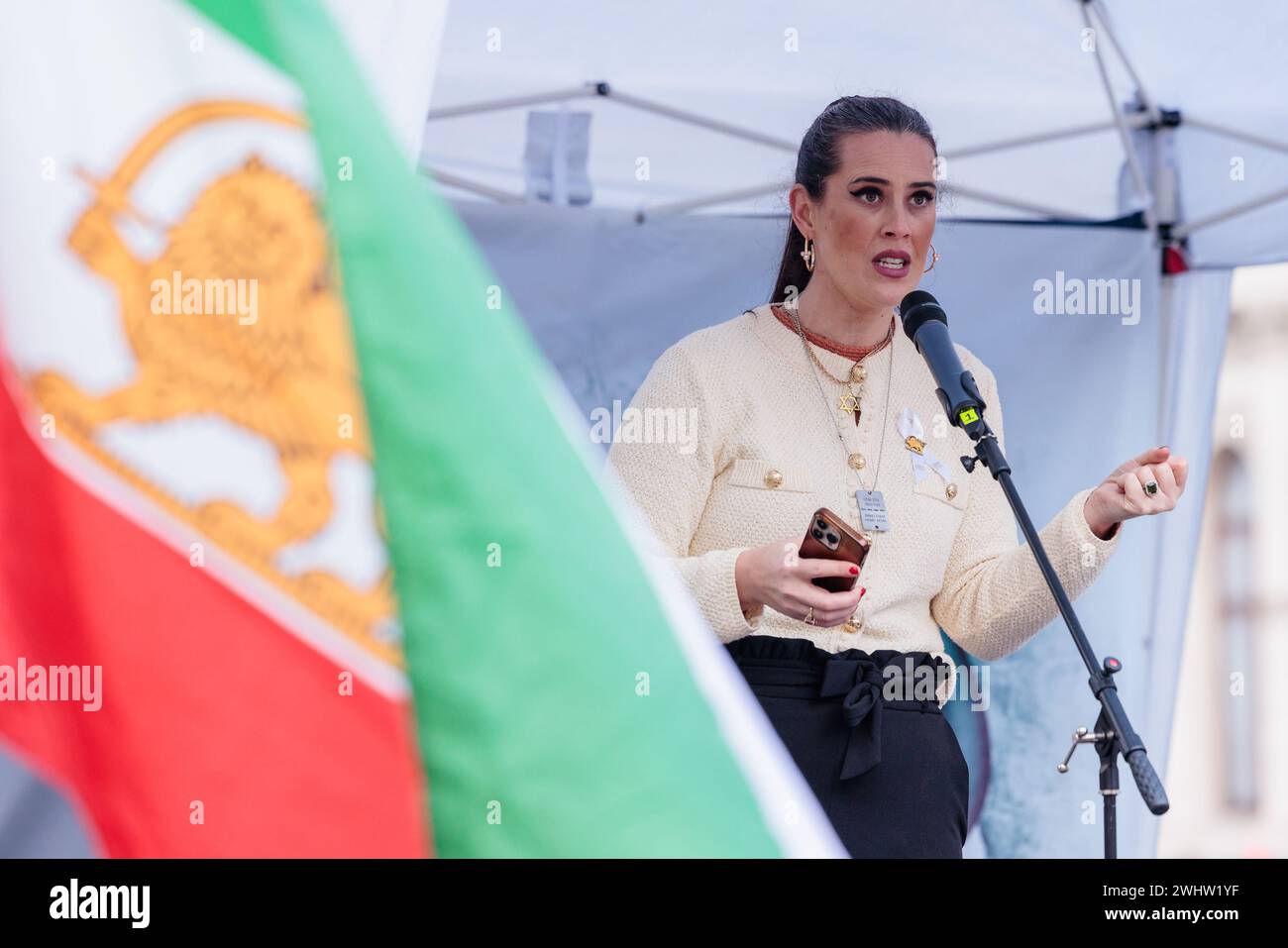 Rev hayley ace hi-res stock photography and images - Alamy