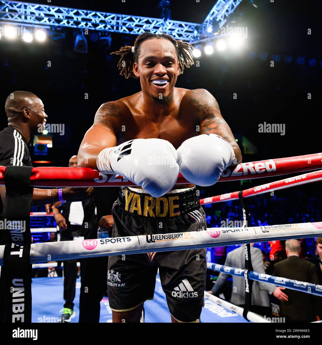 LONDON, UNITED KINGDOM. 10 Feb, 24. Hamzah Sheeraz vs. Liam Williams ...