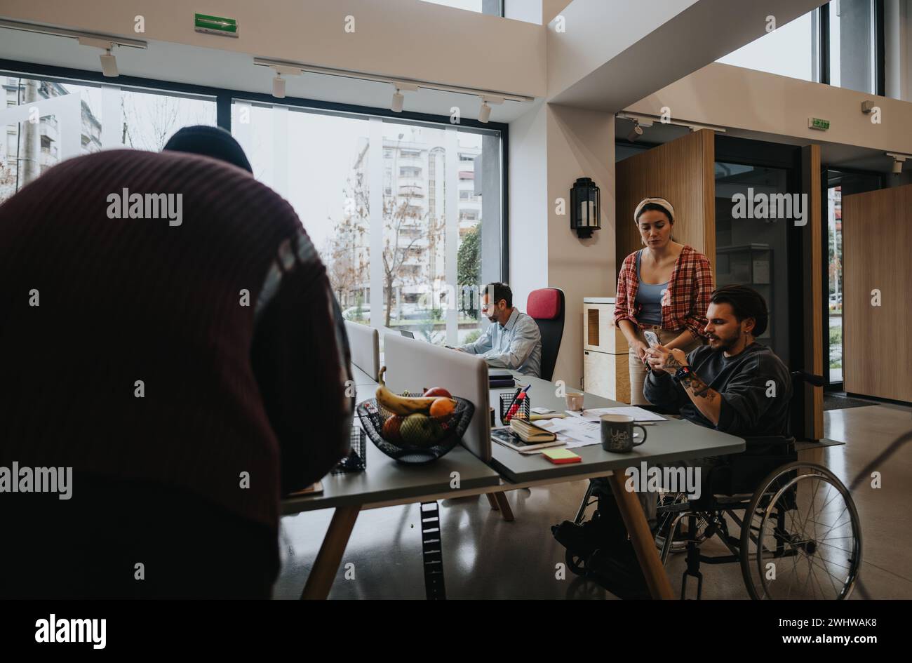 Inclusive work environment hi-res stock photography and images - Alamy