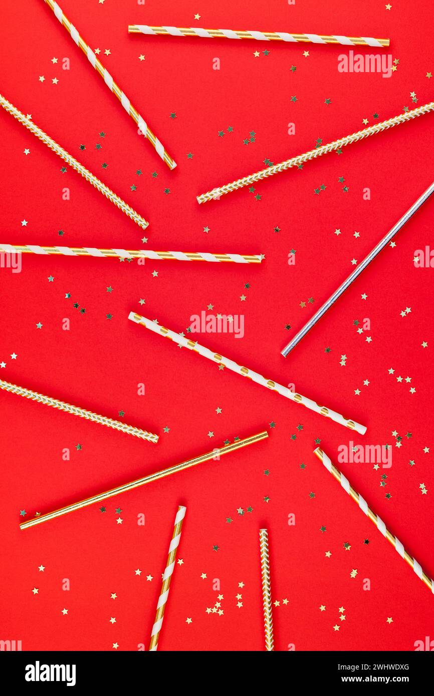 Top view drinking straws hi-res stock photography and images - Alamy