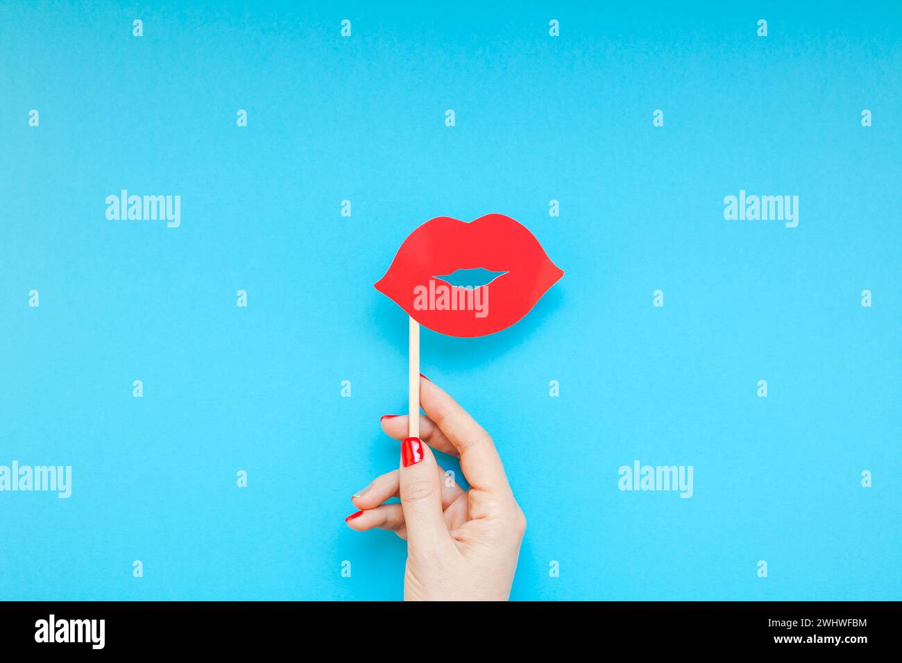 Red paper photo booth props female lips Stock Photo - Alamy