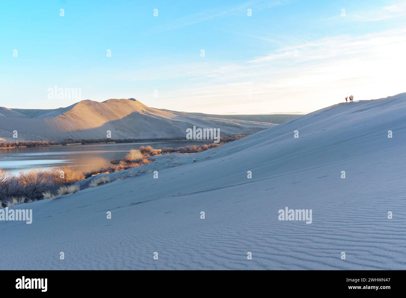 Sand Dunes sunset, People standing on sand dune, Sand dune formations ...