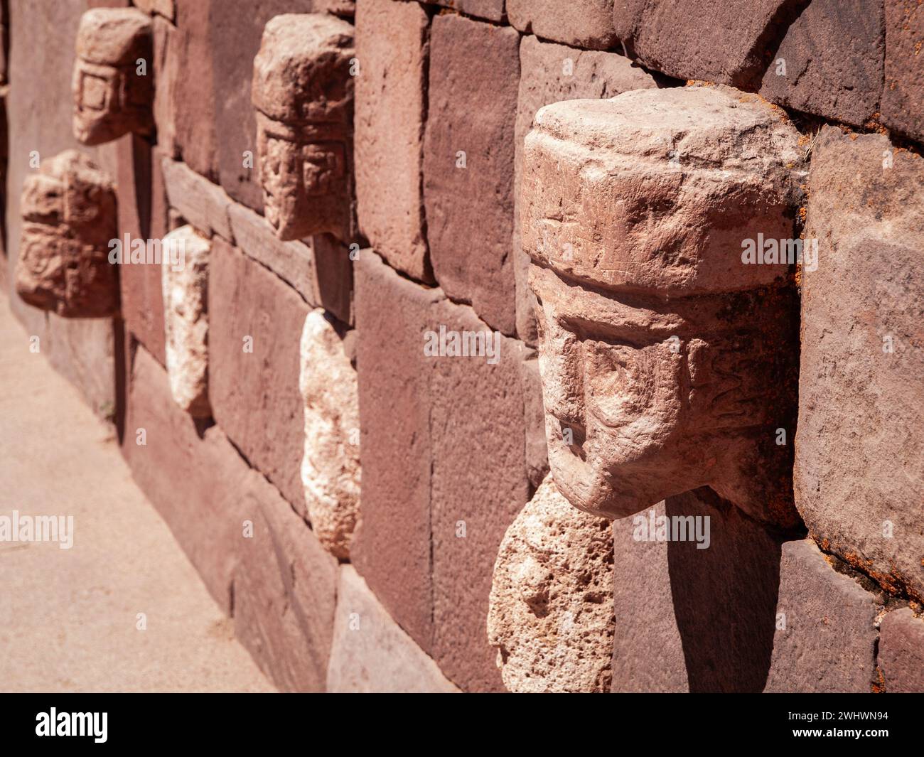 Archaeological remains and sculptures of the Tiahuanaco civilization in ...