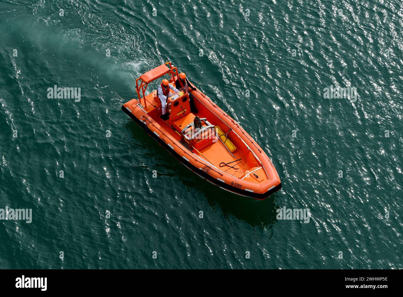 Small crew boats hi-res stock photography and images - Alamy
