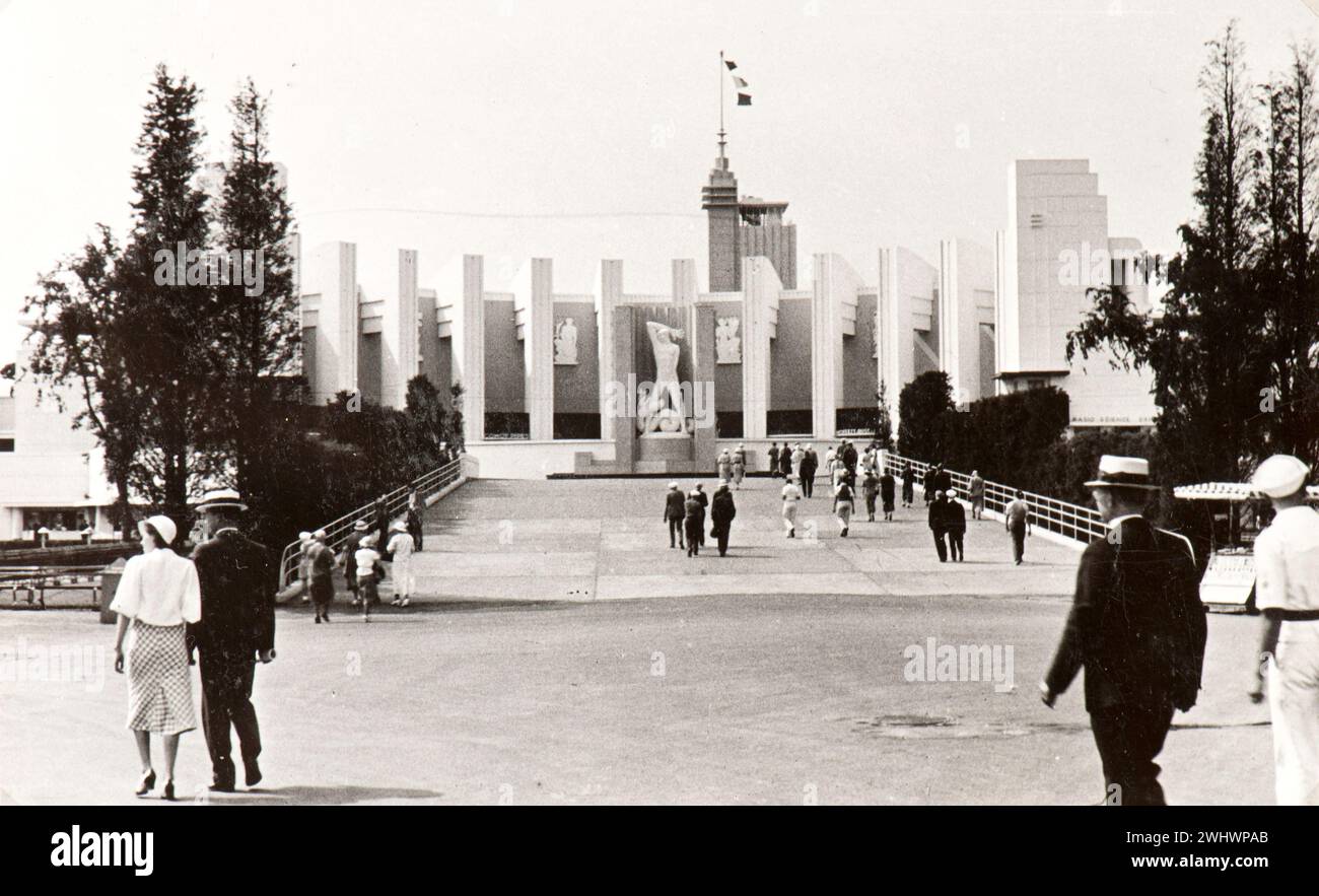 Photo taken from the album of an italian Jewish family (Jarach ...