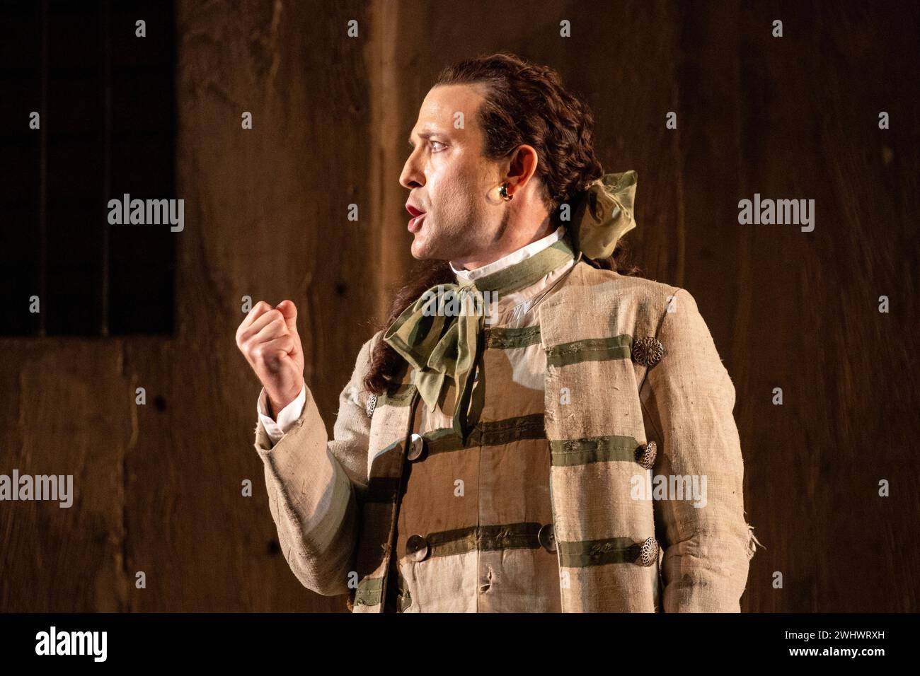 Charles Rice (Figaro) in THE BARBER OF SEVILLE at English National ...