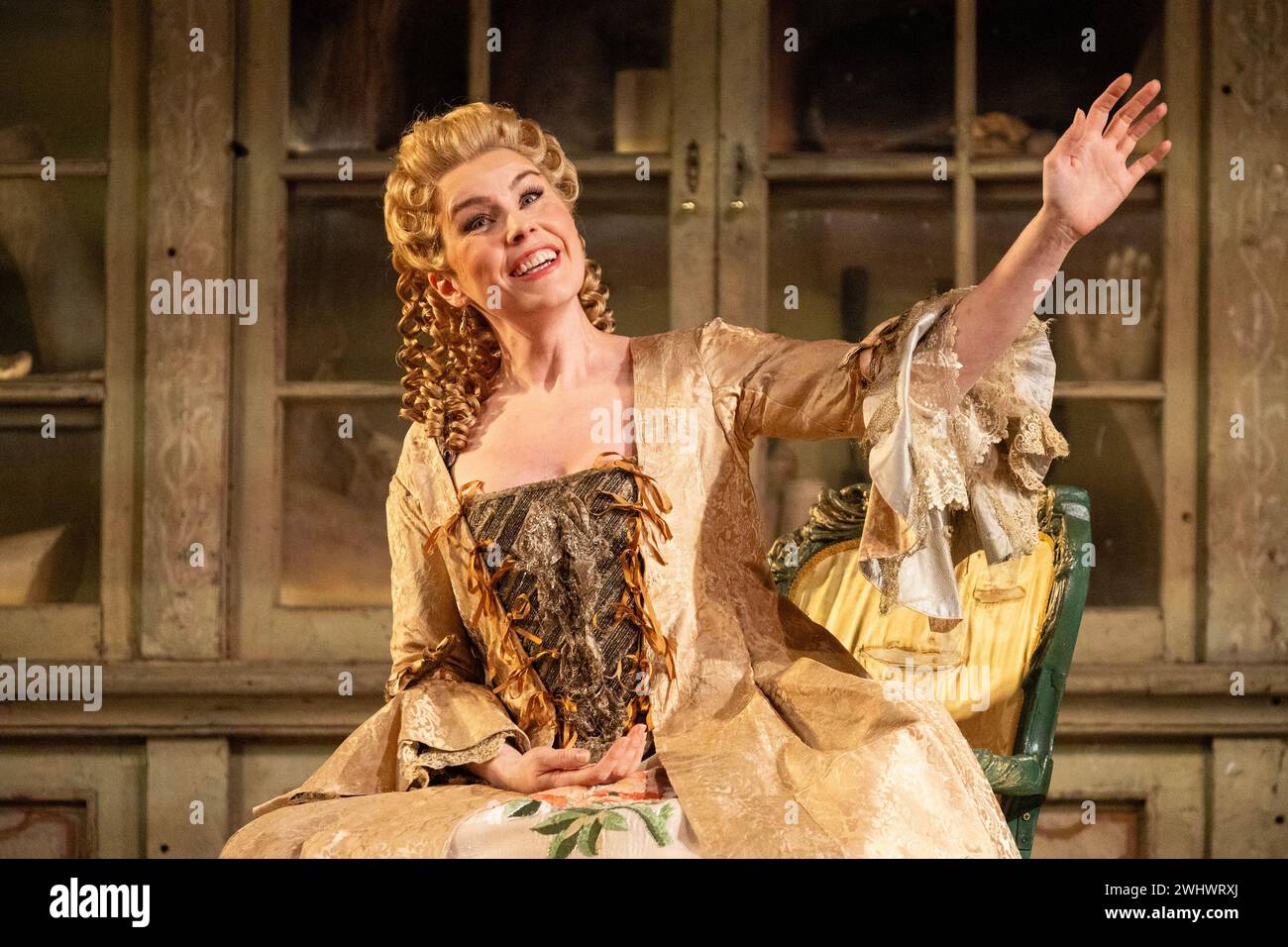 Anna Devin (Rosina) in THE BARBER OF SEVILLE at English National Opera ...