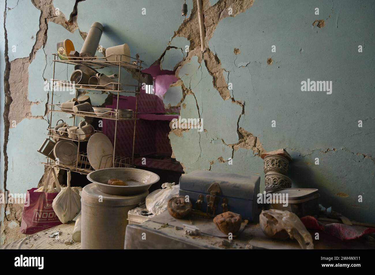 Gas cylinder blast hi-res stock photography and images - Alamy