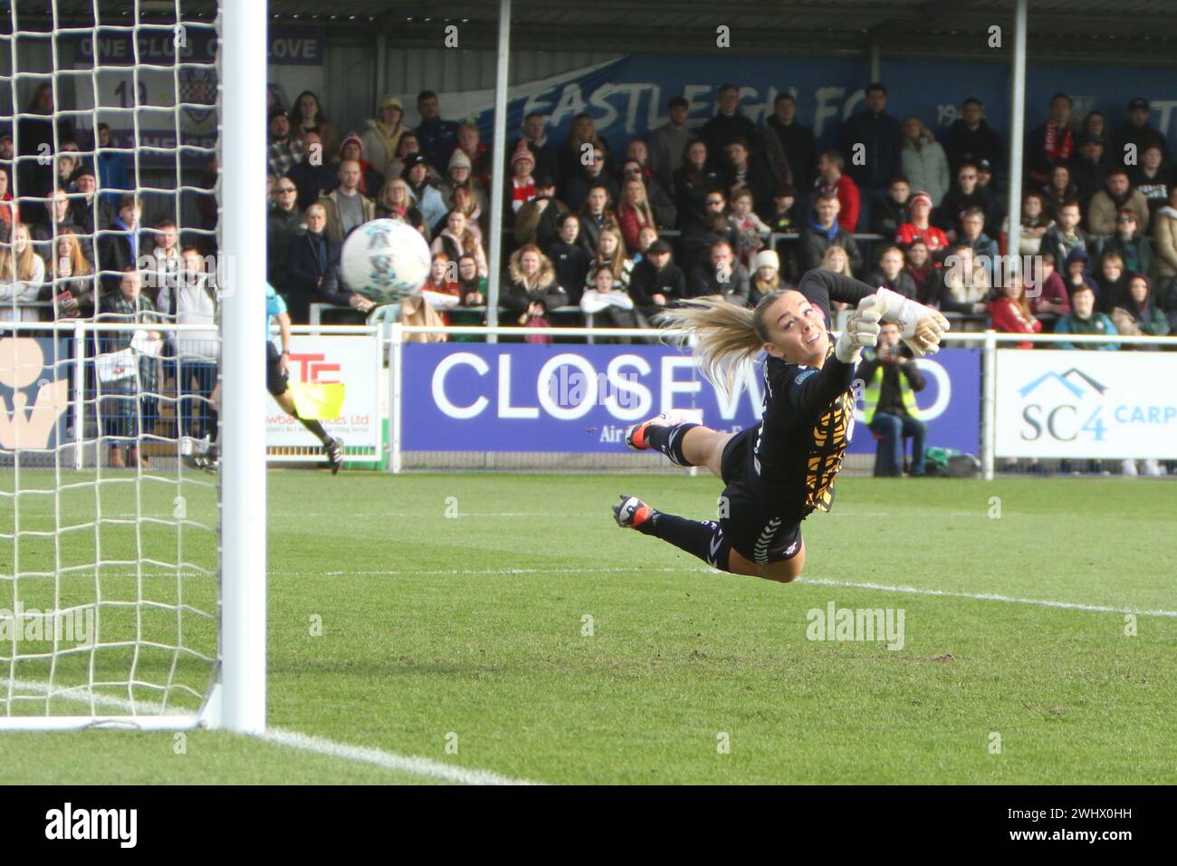 Kayla Rendell goalkeeper beaten by shot from Ella Toone Southampton FC ...