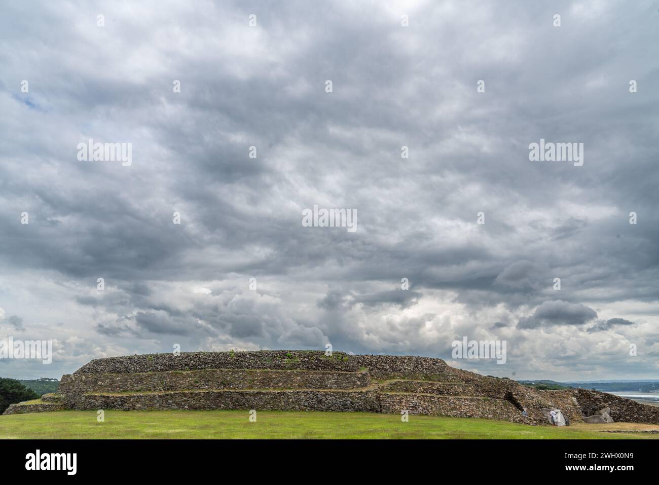 Bernenez hi-res stock photography and images - Alamy