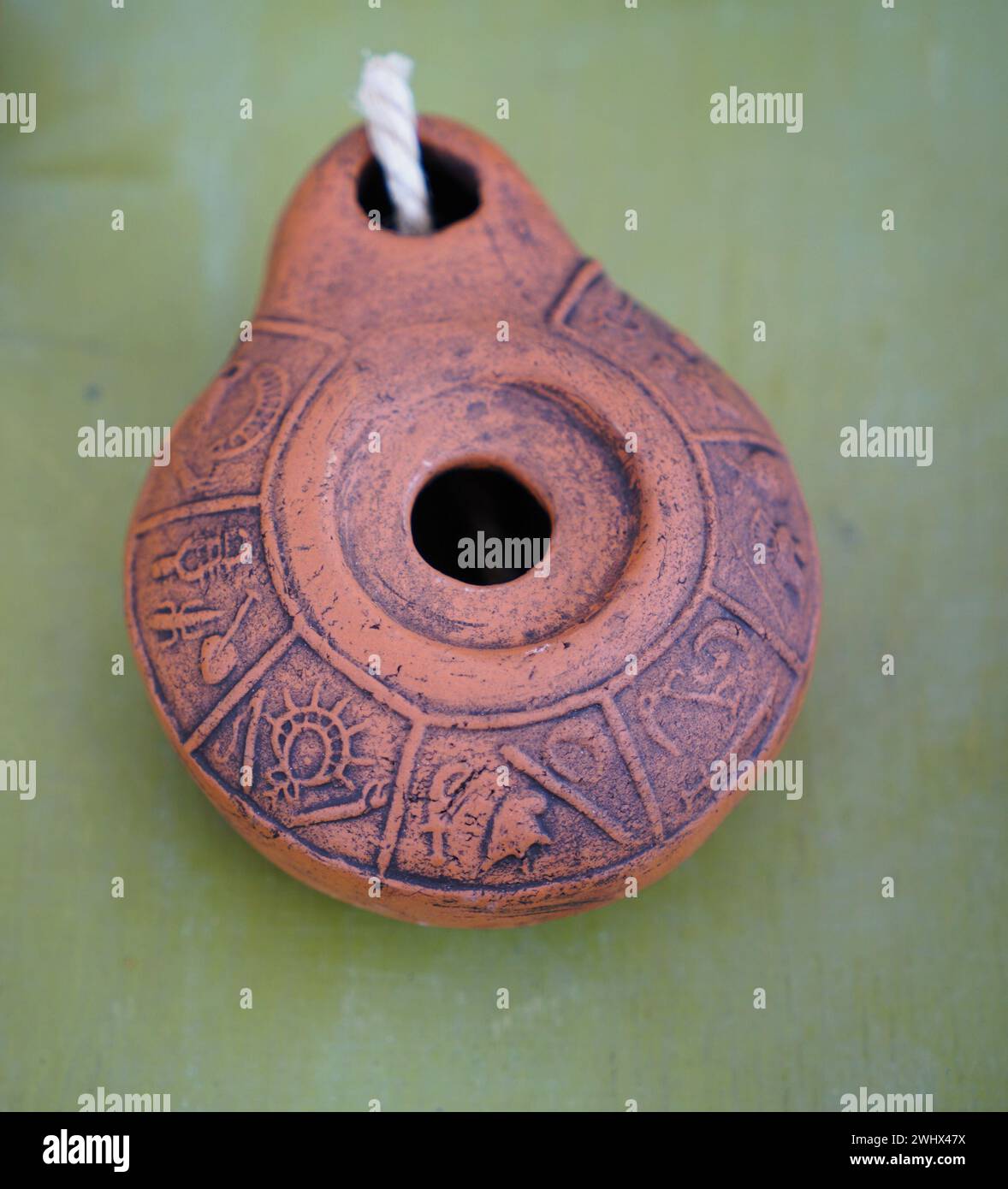 Roman oil lamp hi-res stock photography and images - Alamy