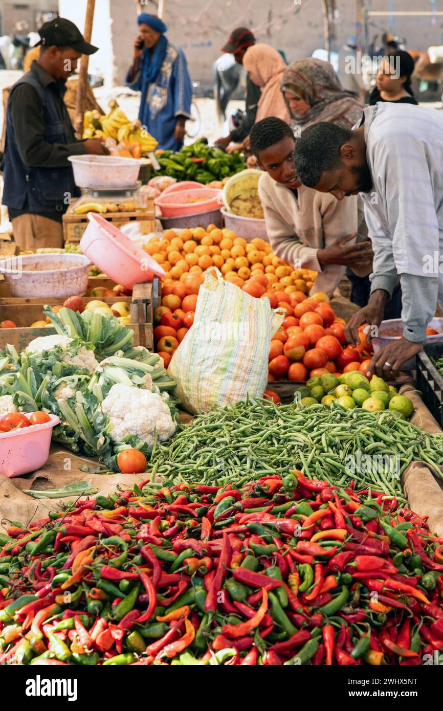 Markets en route to Marrakech, Morocco Stock Photo - Alamy