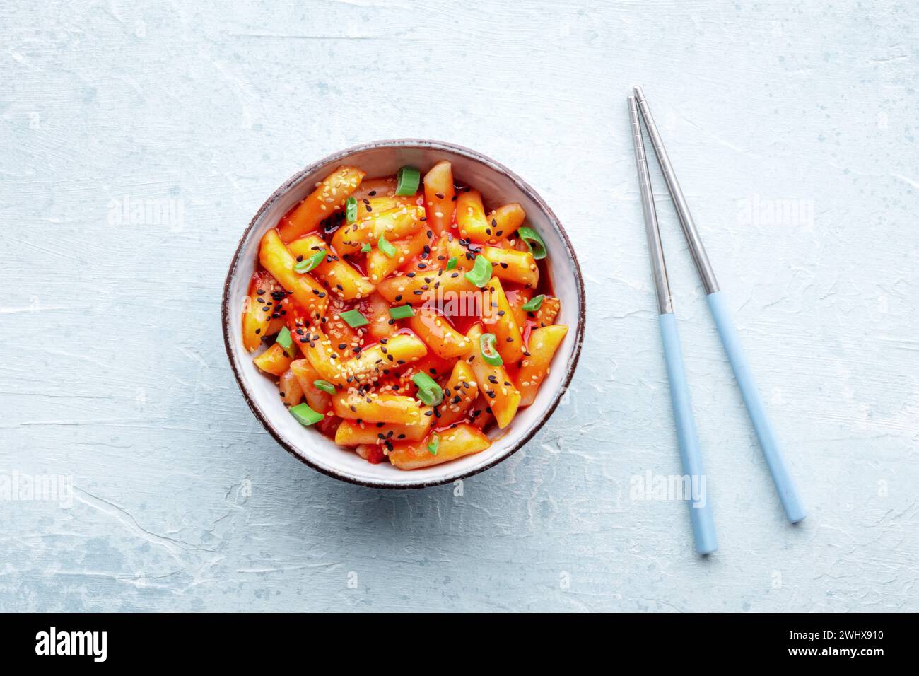 Tteokbokki topokki hi-res stock photography and images - Alamy