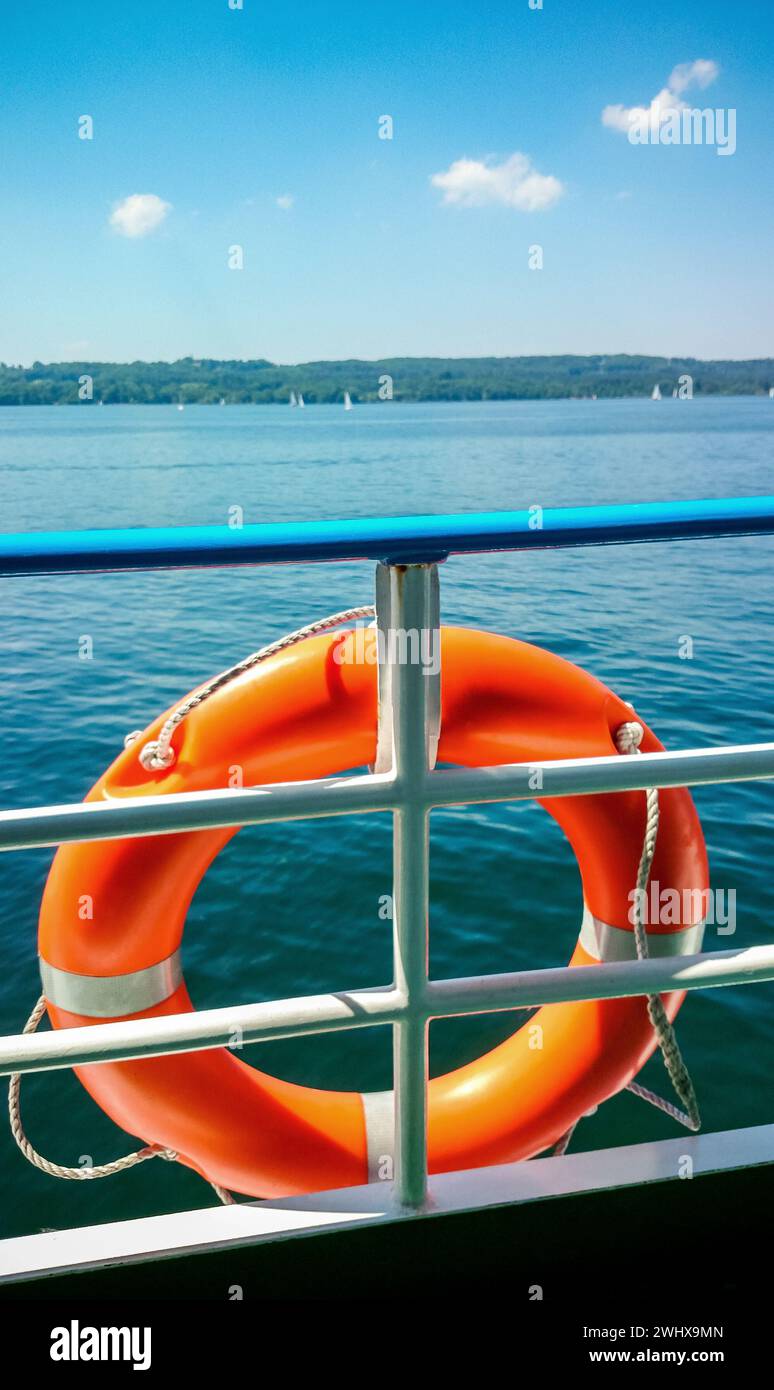 Ship of the sky hi-res stock photography and images - Alamy