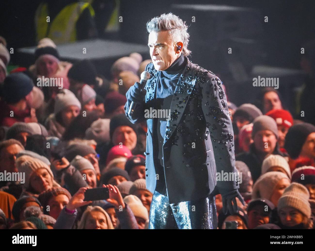 Hauser concert 2024 hi-res stock photography and images - Alamy
