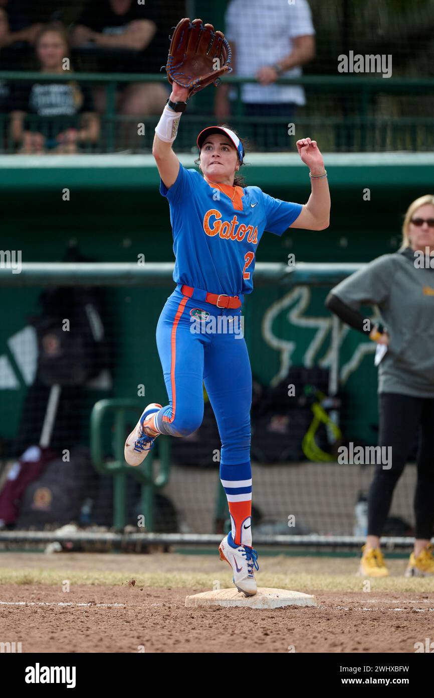 Florida Gators first baseman Avery Goelz (2) stretches for a throw ...