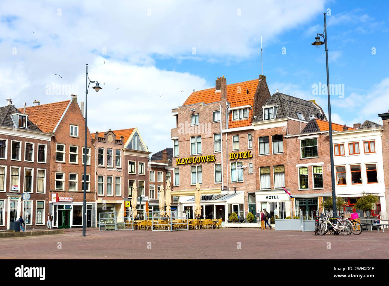 Traditional dutch cafe hi-res stock photography and images - Alamy