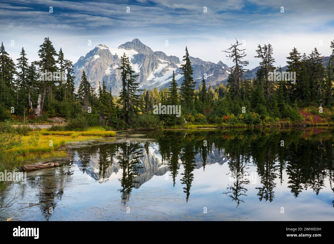 Mount Shuksan and Picture Lake in front of it, North Cascades National ...