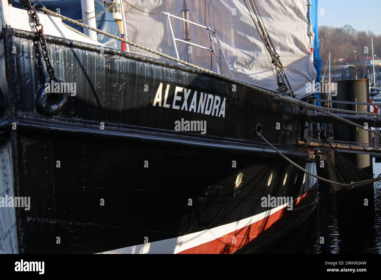 Alexandra ship hi-res stock photography and images - Alamy